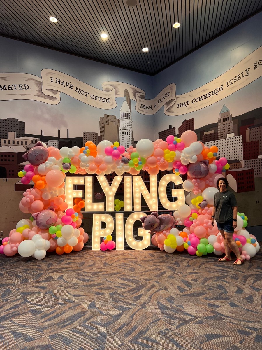 Flying Pig Half Marathon – 2 Chicks and a blog